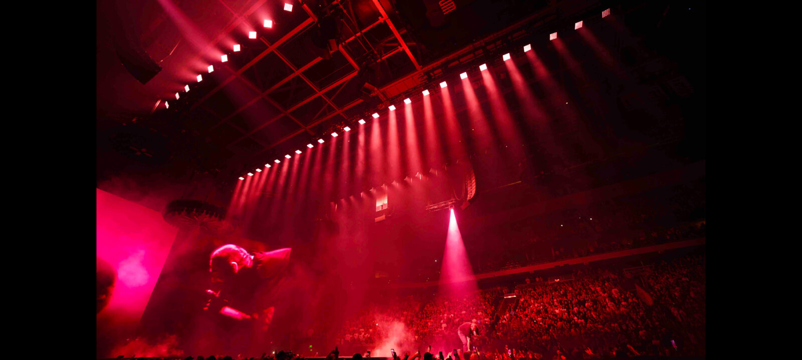 Ayrton MagicPanel FX light the way for Post Malone on his Twelve Carat ...