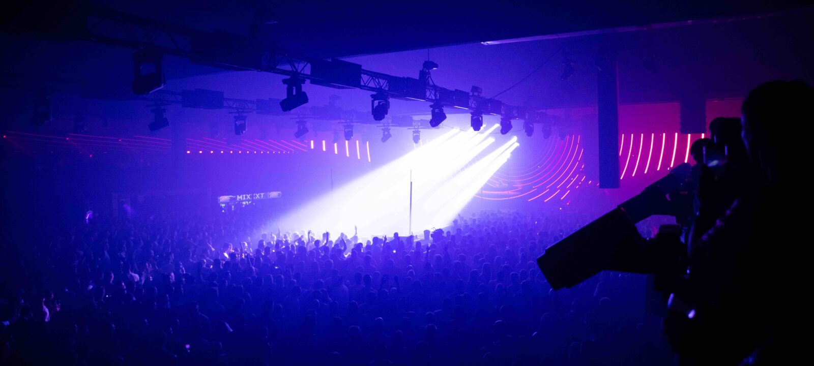 Ayrton and FACE party at Zillion premiere | Ayrton